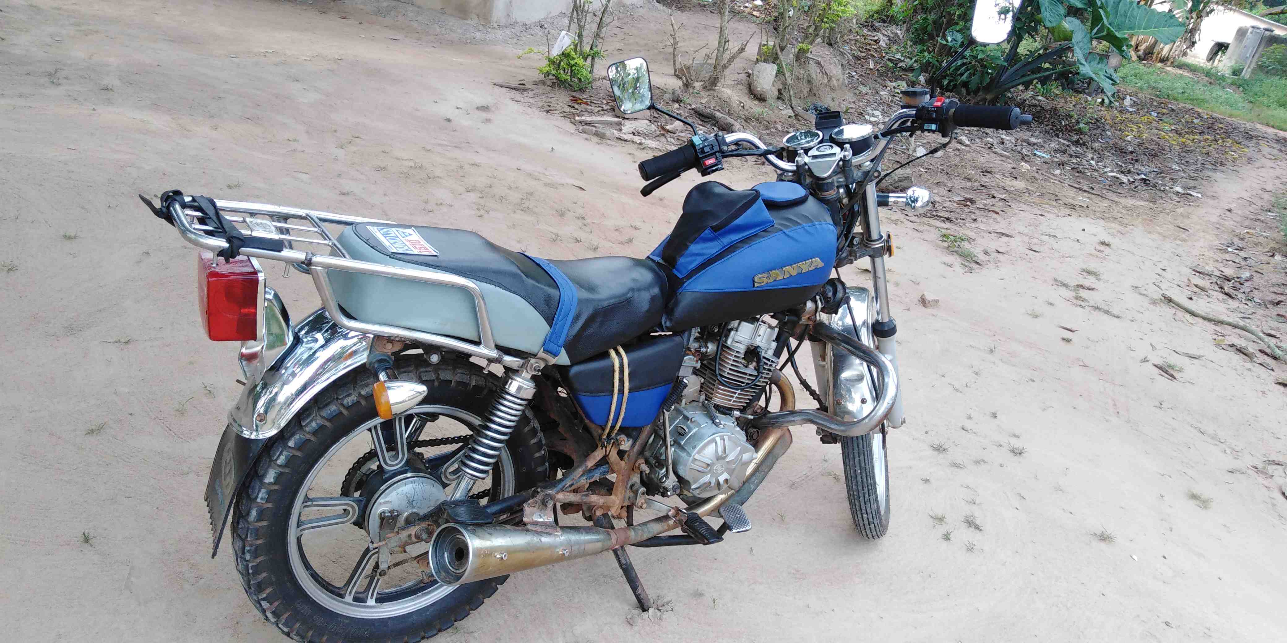 Motos & Scooters Sanya 125-8 2014 neufs et occasions en Côte d'Ivoire - CoinAfrique Côte d'Ivoire