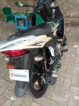 Motos & Scooters Haojue Lucky plus HJ 110 5 2020 neufs et occasions au Togo - CoinAfrique Togo