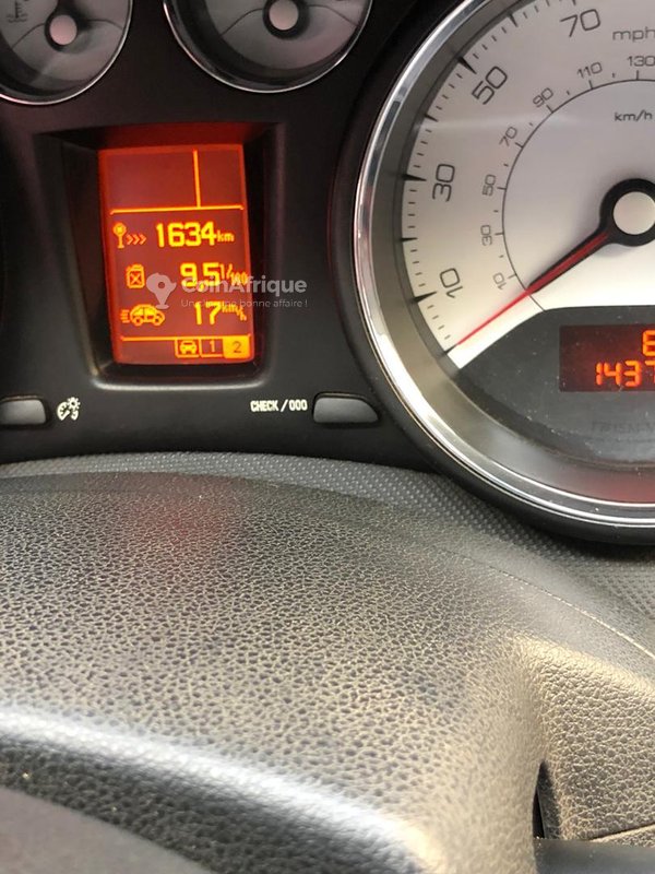 Voitures Peugeot 308 2013 neufs et occasions au Sénégal - CoinAfrique ...