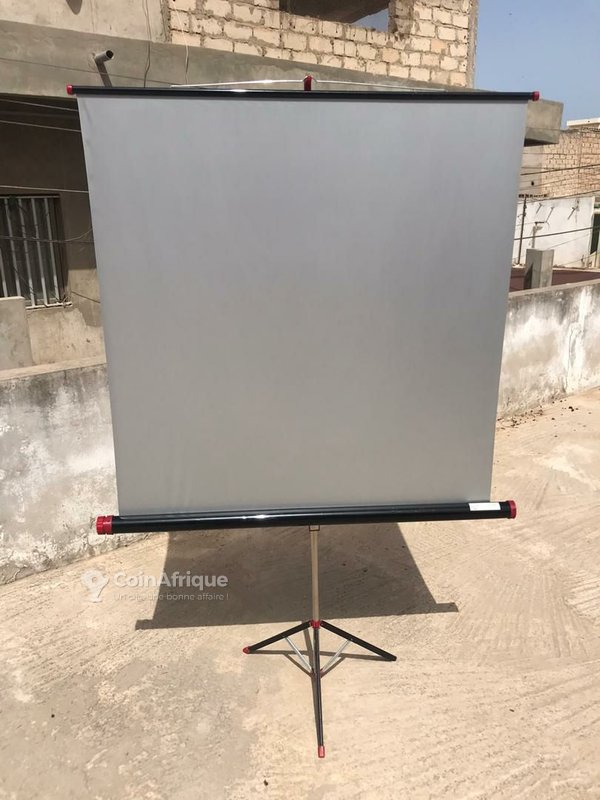 Meubles Tableau pour vidéo projecteur neufs et occasions au Sénégal ...