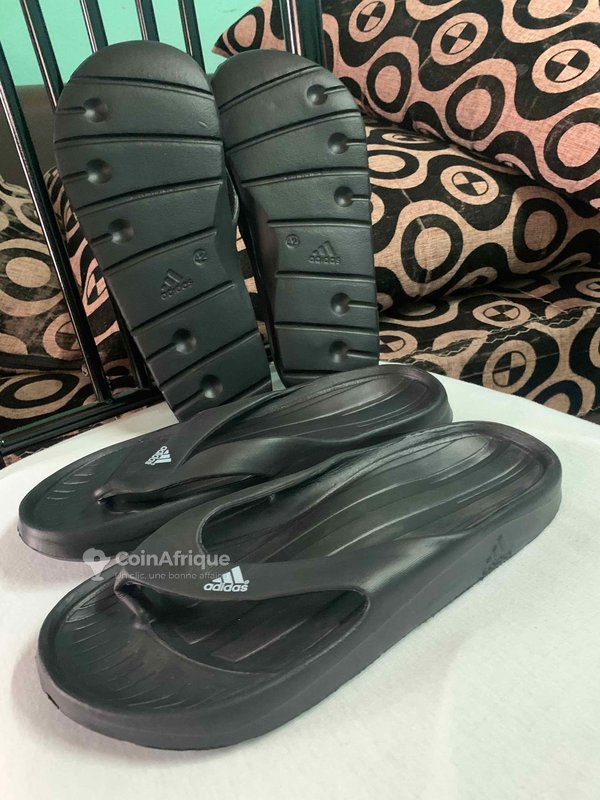 Chaussures Homme Tapettes Adidas neufs et occasions au Bénin ...