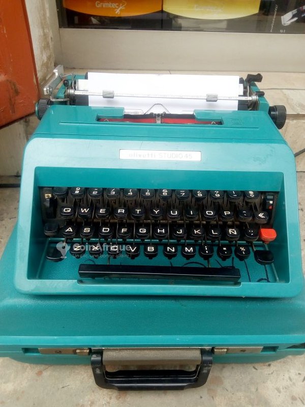Autre matériel professionnel Machine à taper au Sénégal - CoinAfrique ...
