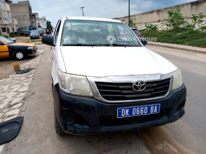 Voitures Toyota Hilux 2016 neufs et occasions au Sénégal - CoinAfrique ...