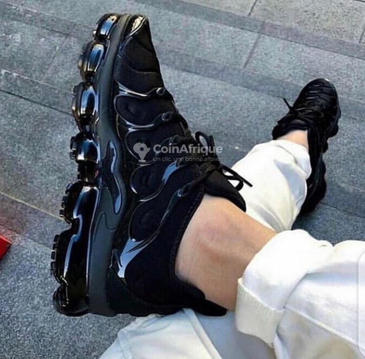 Chaussures Homme Baskets Nike Vapormax VM neufs et occasions au Togo ...