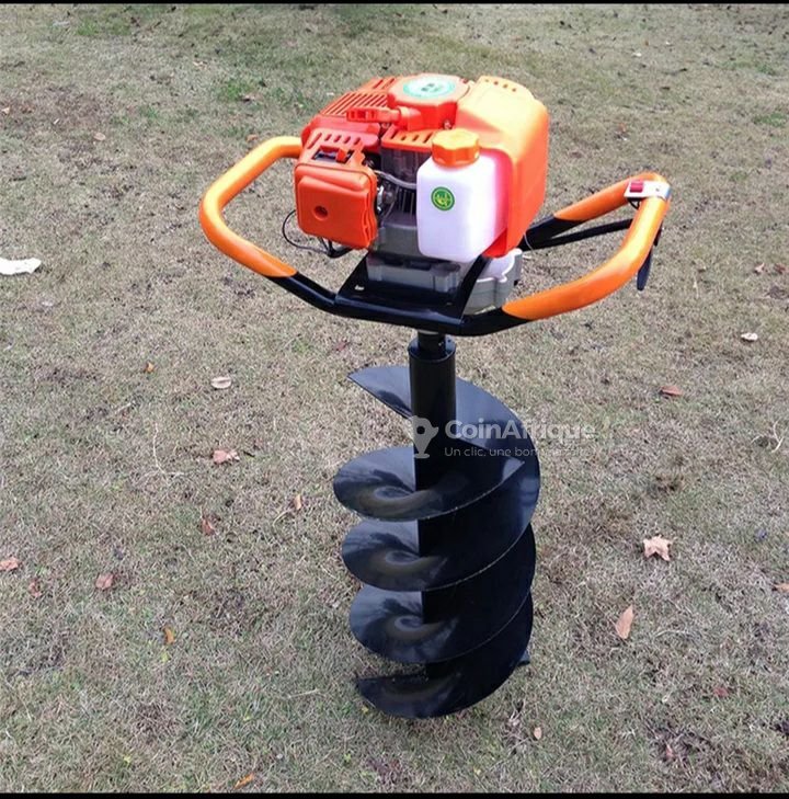 Matériel Agricole Tarière motorisé pour trouaison au Cameroun - CoinAfrique Cameroun