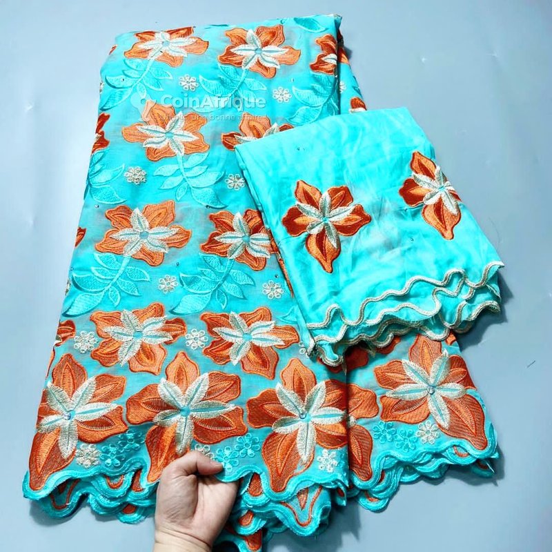 Tissus & Foulards Tissu brodé au Sénégal - CoinAfrique Sénégal