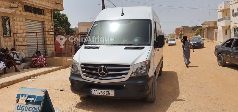Voitures Mercedes-Benz Sprinter 2018 neufs et occasions au Sénégal ...