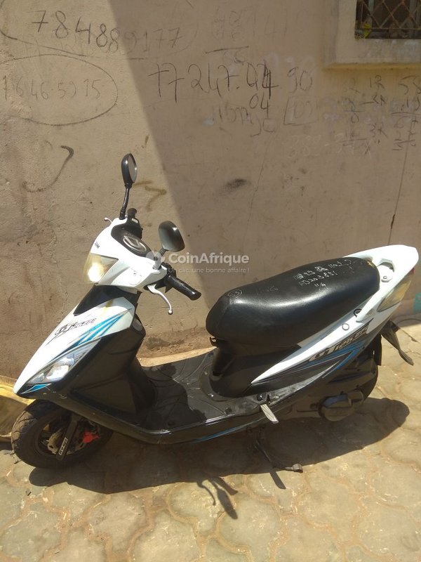 Motos & Scooters Moto Sym GTS EFI 2010 neufs et occasions au Sénégal ...