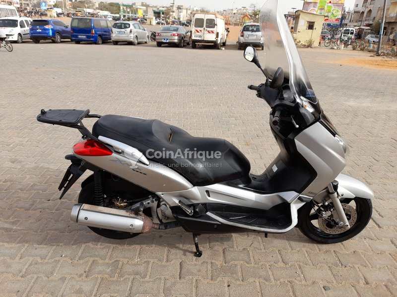 Motos & Scooters Yamaha X-Max 2016 neufs et occasions au Sénégal ...