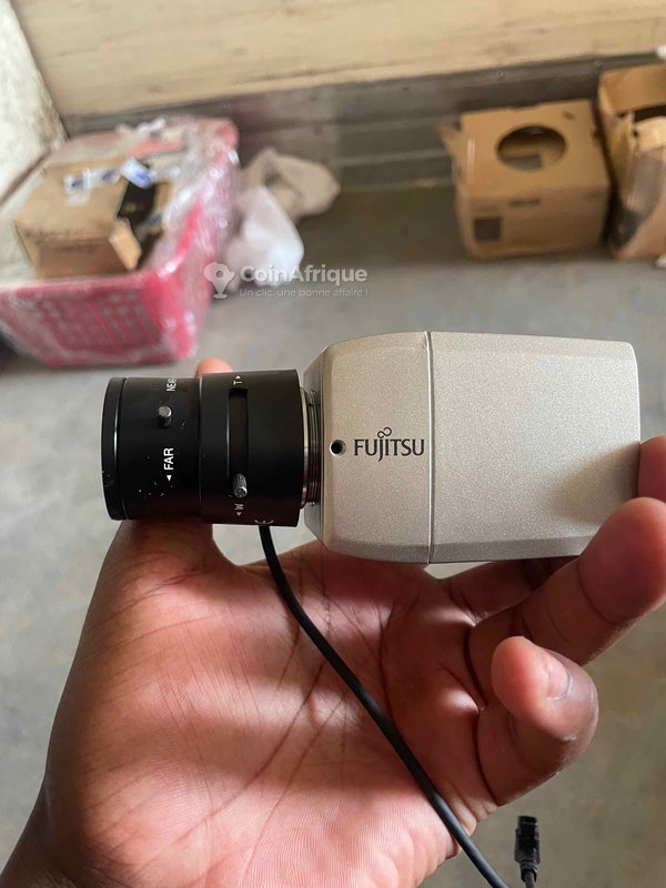 Caméras et Matériel de surveillance Caméra de surveillance Fujitsu au ...