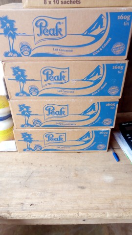 Alimentation Lait Peak au Togo - CoinAfrique Togo
