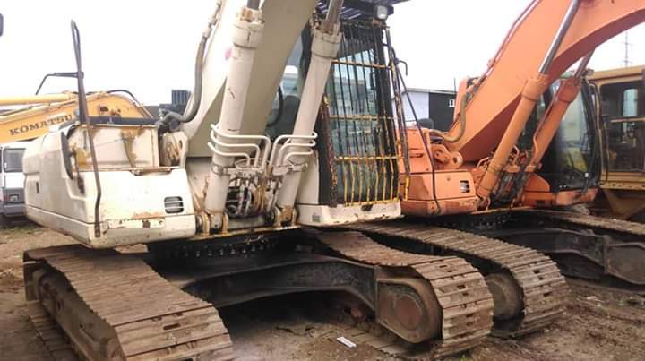 Matériaux Construction, BTP, Outillages Poclain 325 en Côte d'Ivoire ...