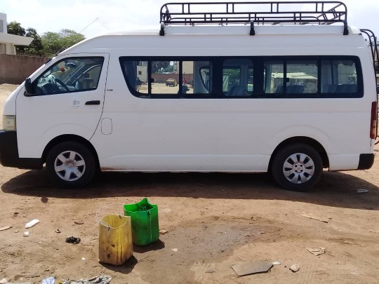 Location de véhicules Minibus neufs et occasions au Sénégal ...